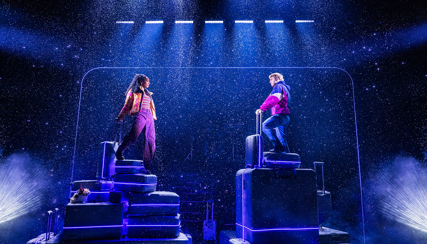 Tickets para Two Strangers (Carry a Cake Across New York) en Broadway - NuevaYork.com